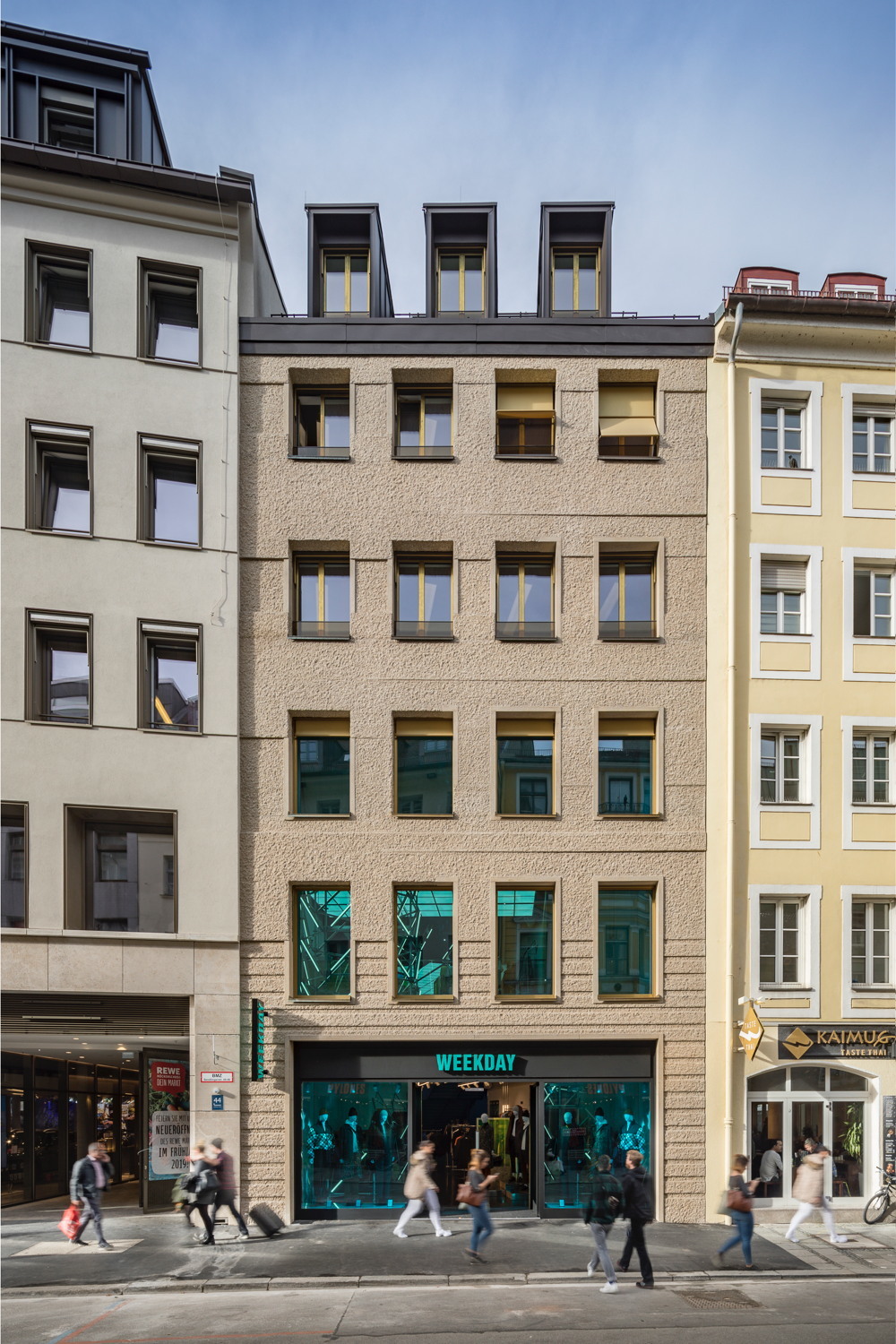 Geschäftshaus in München von Hild und K / Beton für die Altstadt ...